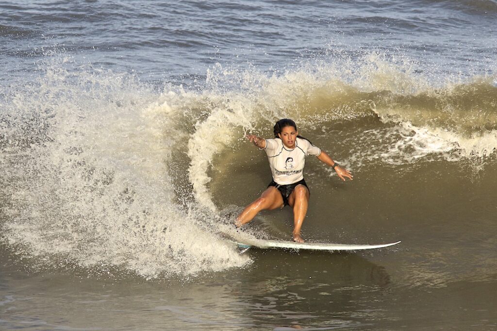 EasternSurf Magazine: COMP: LUKE, HUCK, BURGER & CALLIE WIN THE TOMMY ...